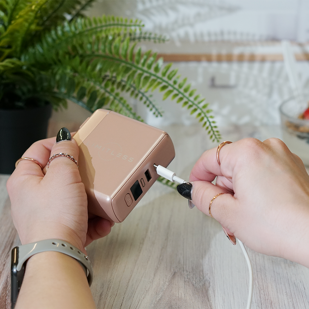 PowerPro Go - 3-In-1 Wall Charger and 10,000mAh Portable Power Bank wi ...