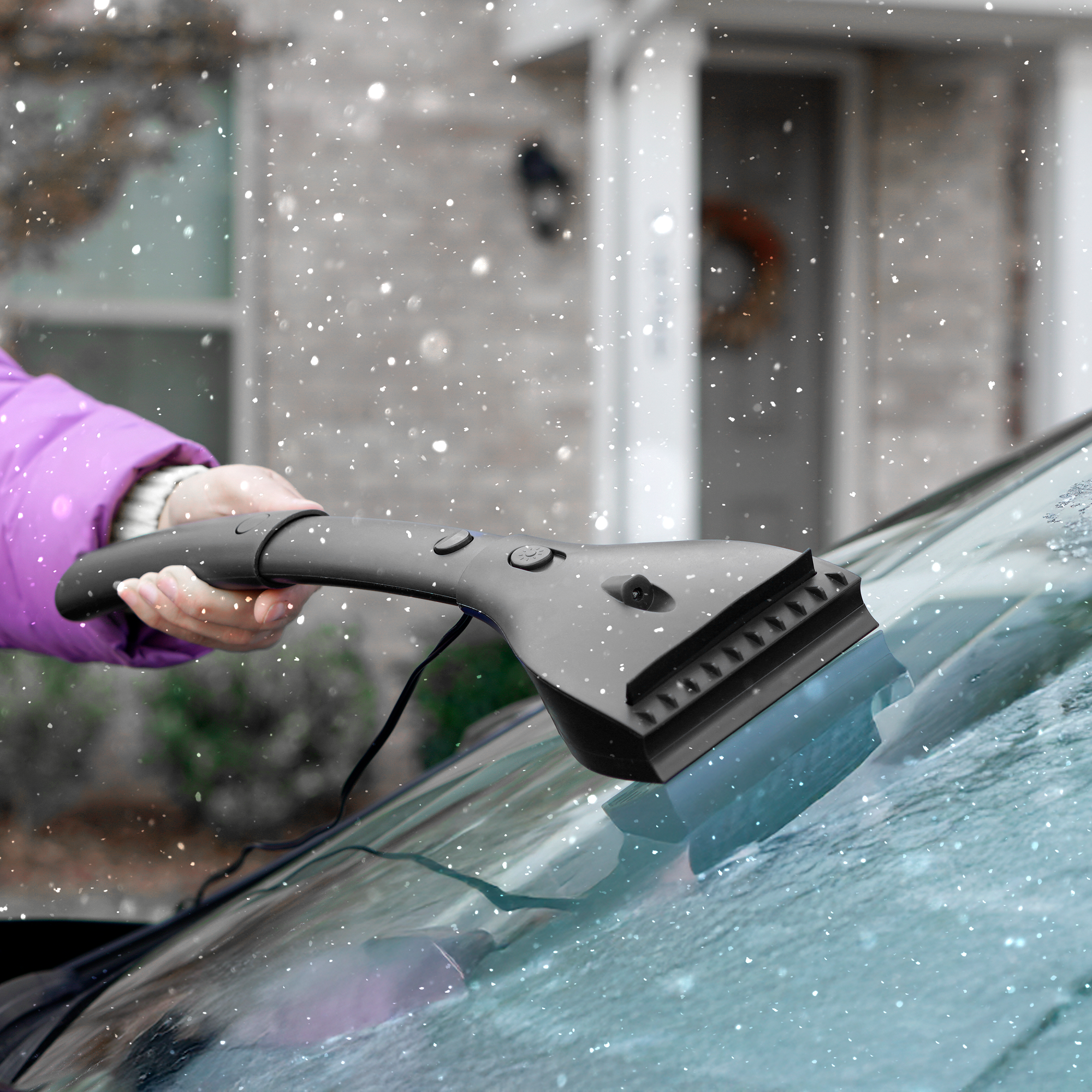 Heated Ice Scraper & Squeegee with Power Cord, Extendable Handle & LED ...