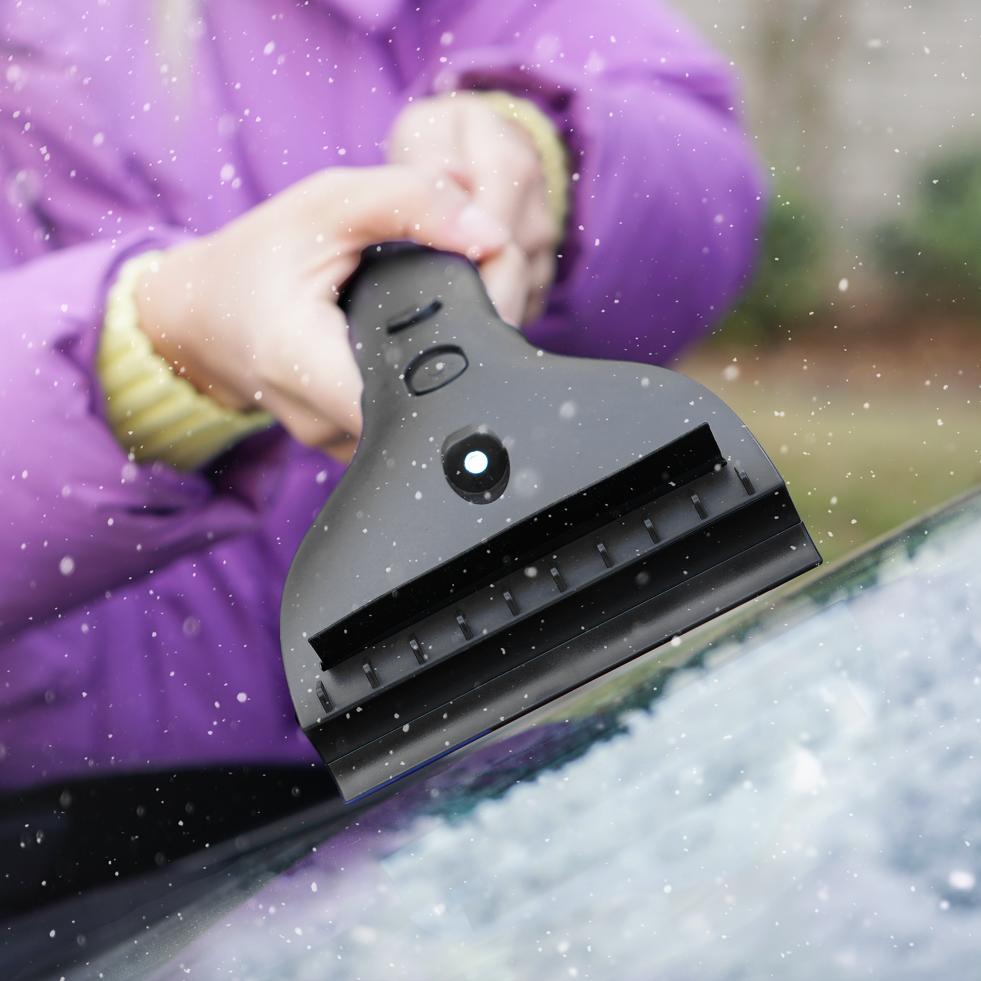 Heated Ice Scraper & Squeegee with Power Cord, Extendable Handle & LED ...