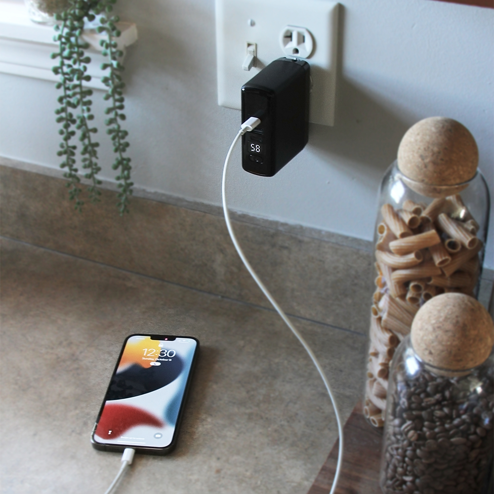 PowerPro Go - 3-In-1 Wall Charger and 10,000mAh Portable Power Bank wi ...